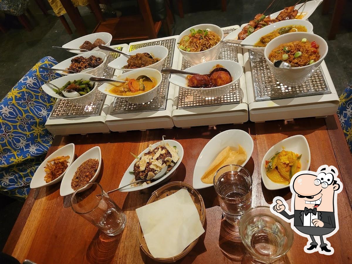 De Lachende Javaan, Haarlem - Restaurant menu, prices and reviews