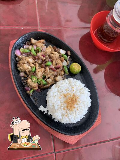 Tres Sisig Manila-style Sisig in Iloilo Food Stall, Pavia - Restaurant ...