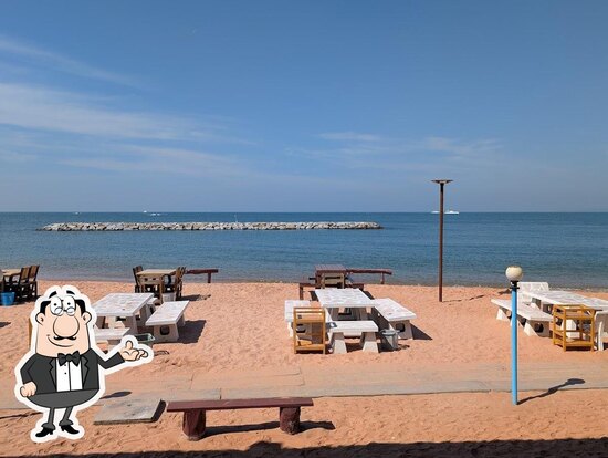 Preecha Seafood, Na Chom Thian - Restaurant menu, prices and reviews