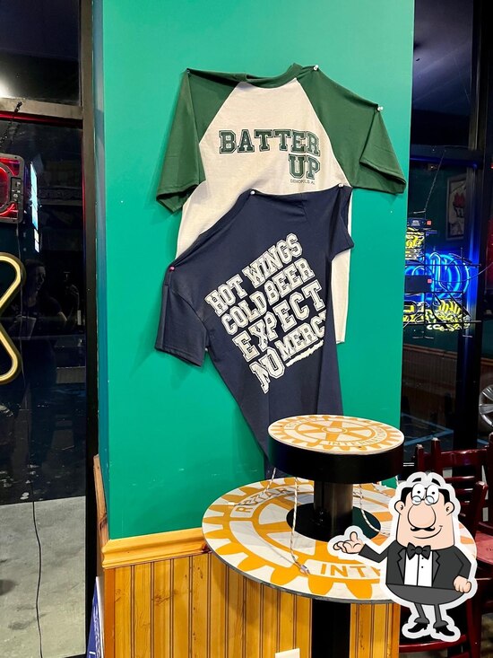 Batter Up Sports Bar and Grill, Demopolis - Restaurant menu, prices and ...