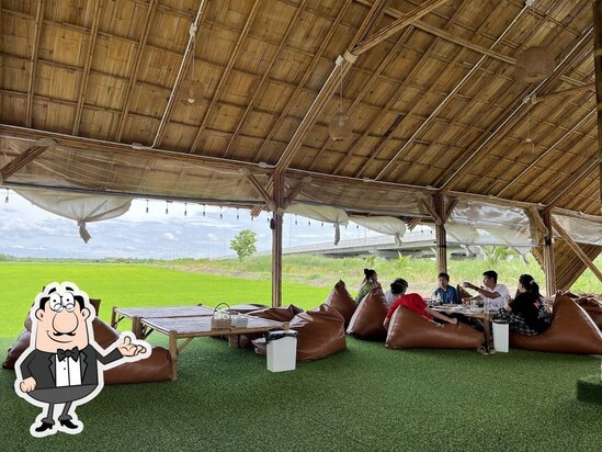 Kin Tiew Chomthung Salaya, Maha Sawat - Restaurant menu, prices and reviews