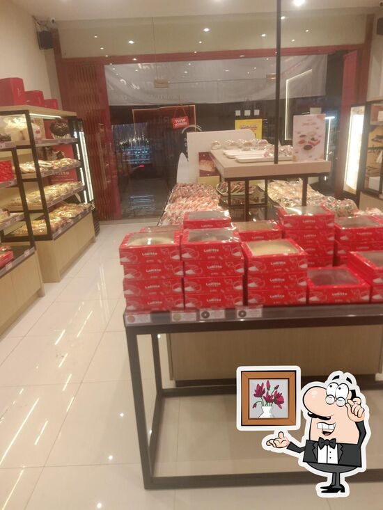 Laritta Bakery Rungkut Tengah, Surabaya - Restaurant menu, prices and ...