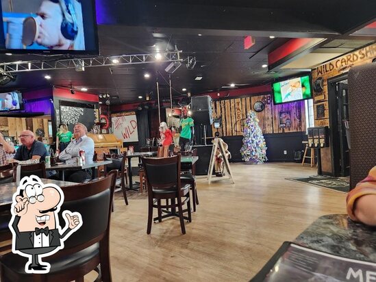 Wild Card Shack, Airdrie - Restaurant menu, prices and reviews
