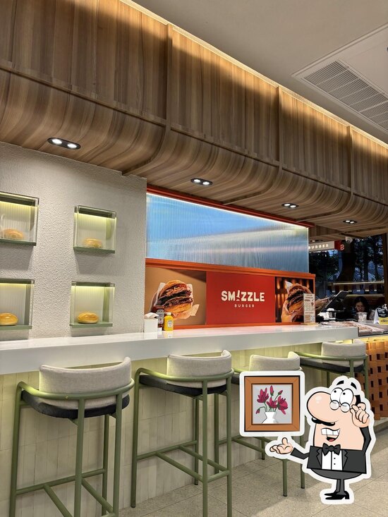 Smizzle Burger - Ari, Bangkok - Restaurant menu, prices and reviews